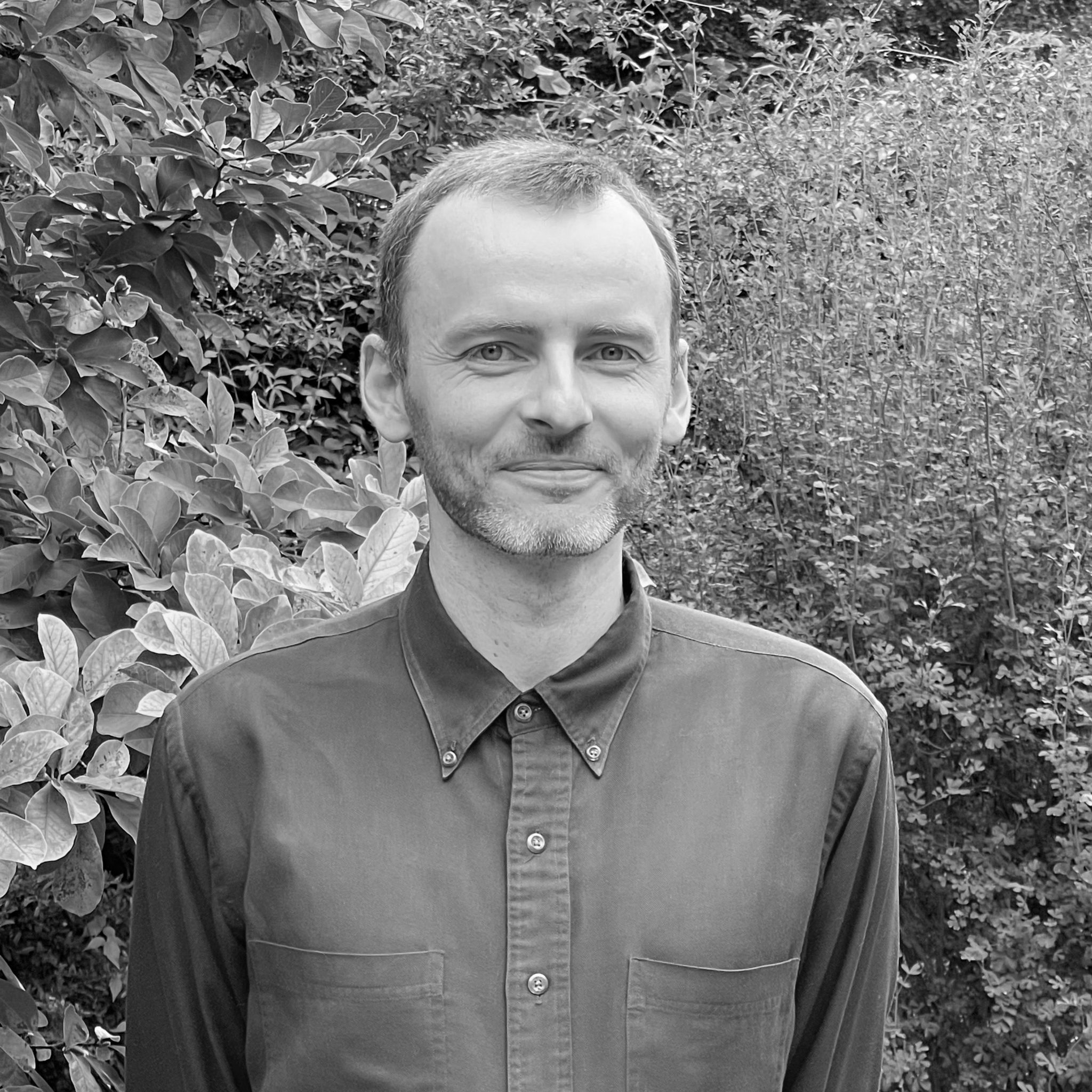 THE SLG TEAM - South London Gallery